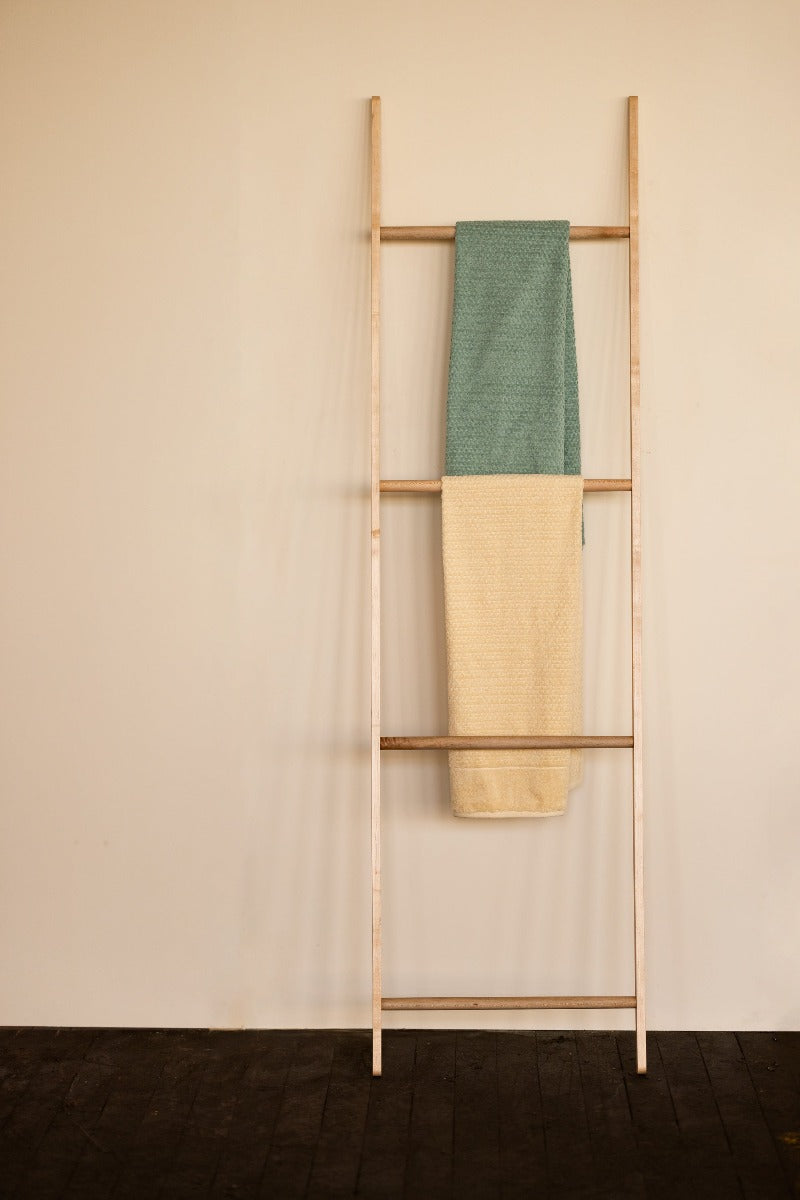 Wood Storage Ladder | Laundry or Quilt Ladder | Bucato Decorative Ladd ...